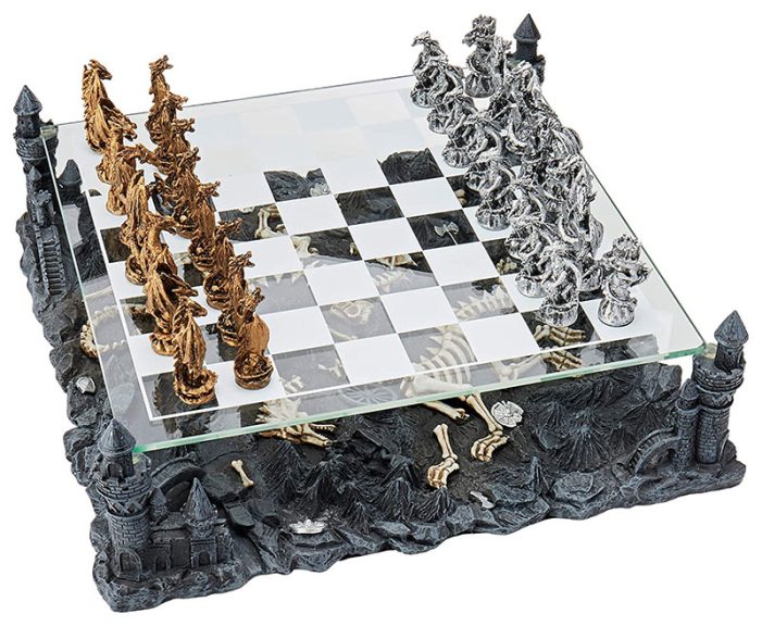 CHH Dragon Chess Set - Everything Dragon Shop